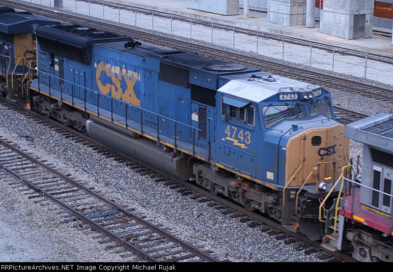CSX 4743